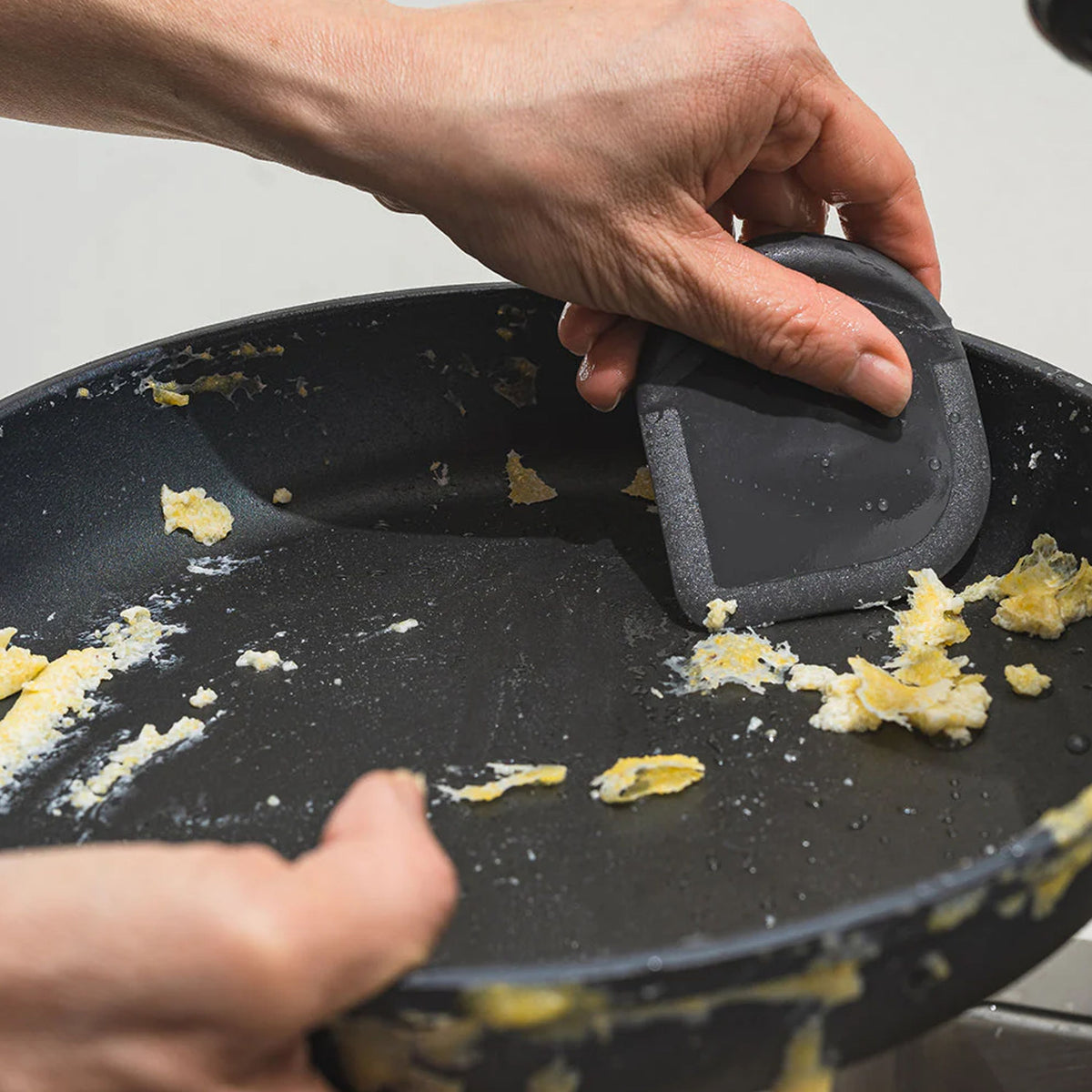 Nylon Pan Scrapers - Assorted Shades of Grey – Maison Cookware + Bakeware