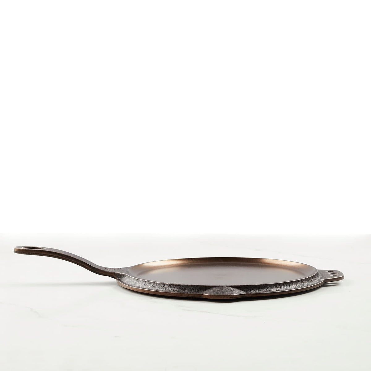 Smithey No. 10 Flat Top Griddle – Maison Cookware + Bakeware